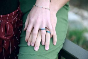 16 Different Ways to Hold Hands: What They Mean and Signify