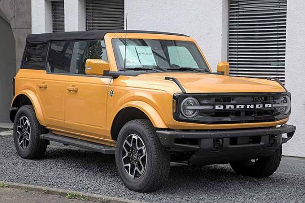 Best Mom Cars: Top Picks for Families in 2026