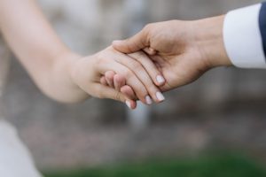 16 Different Ways to Hold Hands: What They Mean and Signify